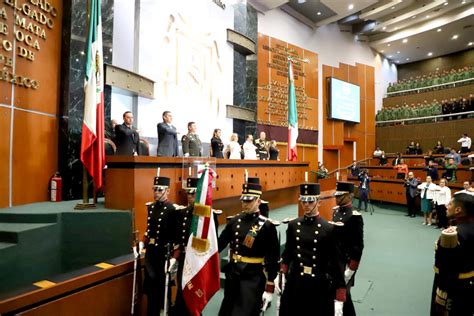 DEVELAN LETRAS DORADAS EN EL CONGRESO EN HONOR A LOS 200 AÑOS DEL