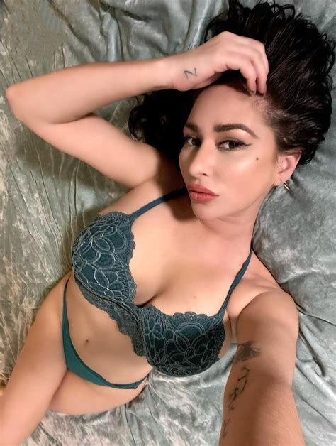 Chica De Calendario On Twitter Shay Laren Una Hermosa Modelo De Glamour Y Actriz Erótica