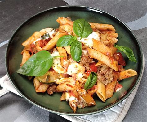 Gegratineerde Penne Met Courgette En Gehakt Receptenwijzer