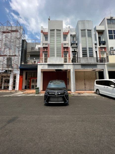Disewakan Ruko 3 Lantai Di Kelapa Gading Park View