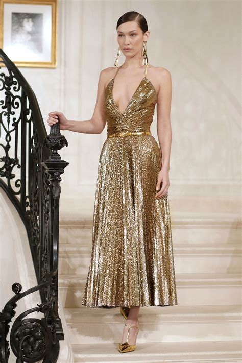 Total 34 Imagen Outfit Color Dorado Abzlocal Mx