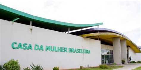 Mulher Suspeita De Abusar Sexualmente De Menina De Anos Presa