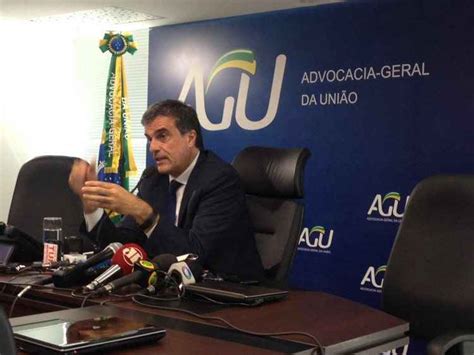AGU entra mandado de segurança no STF contra processo de impeachment