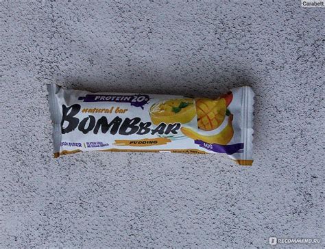 Протеиновый батончик Bombbar Банановый пудинг с манго Ненасыщенный