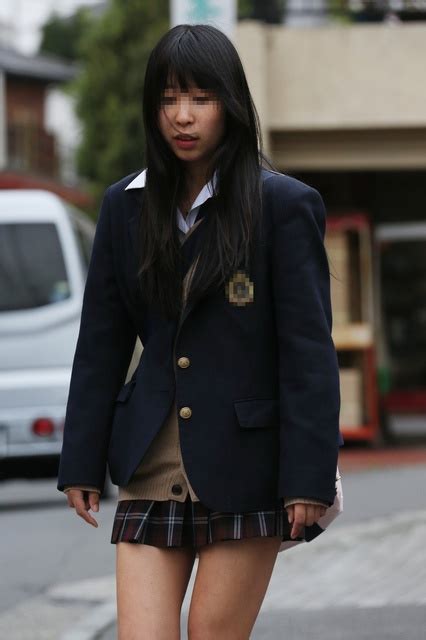 画像こんなキレイにどうやって撮ってるんだ待撮り女子高生 JKちゃんねる 女子高生画像サイト