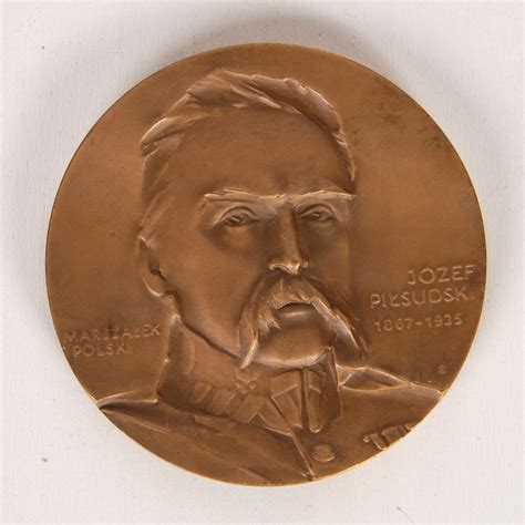 MEDAL JÓZEF PIŁSUDSKI 1867 1935 MARSZAŁEK POLSKI 12971268045