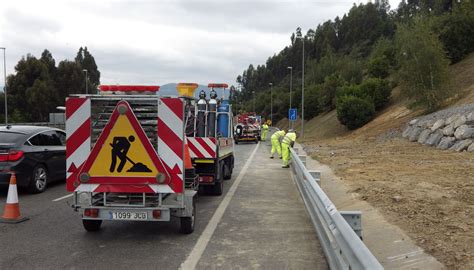 Itsak imparte un curso de señalización de obras en carreteras a Tecuni