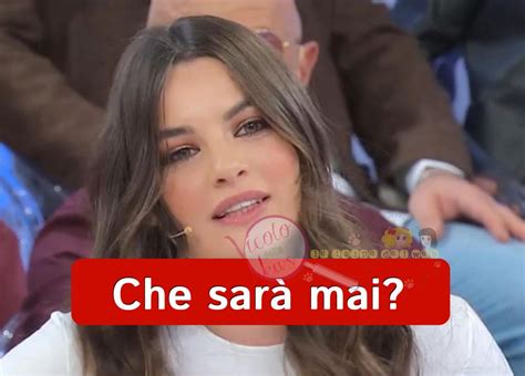 La Foto Di Raffaella Scuotto Che Fa Gridare Allo Scandalo Il Vicolo
