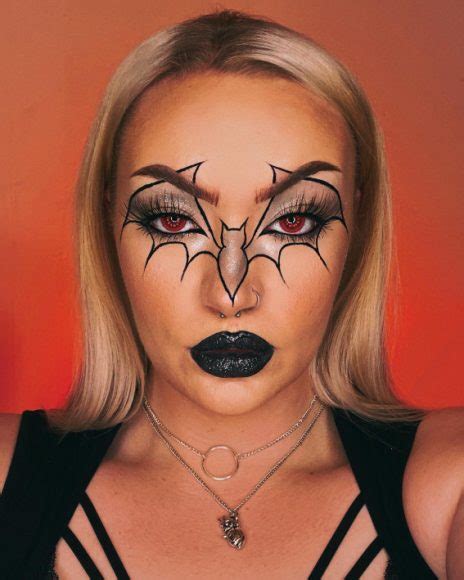 40 Spooky Halloween Makeup Transformation Ideas Freaking Bat Outline