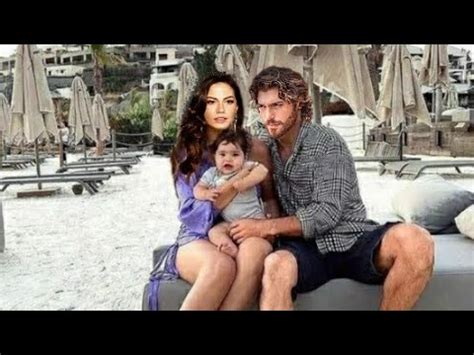 Happy family picture with Demet Özdemir and Can Yaman and their babies