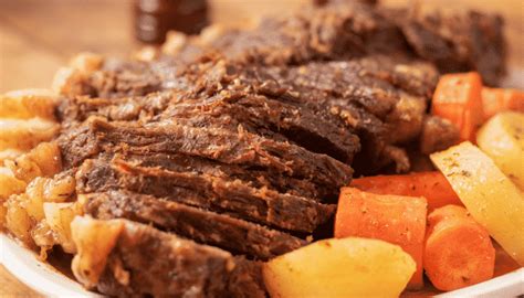 Receita de Carne assada na panela de pressão bem fácil para o almoço