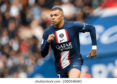 KYLIAN MBAPPÉ A ANNONCÉ À NASSER AL KHELAÏFI QUIL ALLAIT QUITTER LE