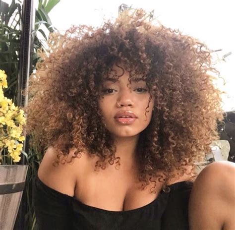 Cheveux Boucles Coupe Courte Femme Metisse LES VENTES DE MELANIE