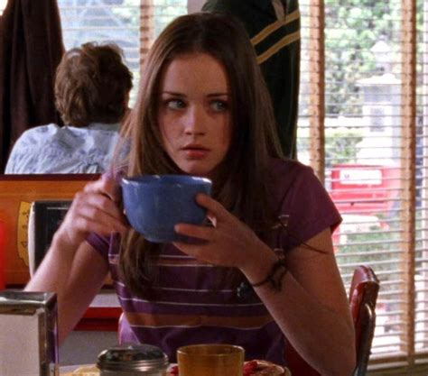 Gilmore Girls Coffee Gilmore Girls Seasons Gilmore Girls Outfits