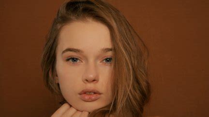 Taya Karpenko Brunette Blue Eyes Looking At Viewer Face Women
