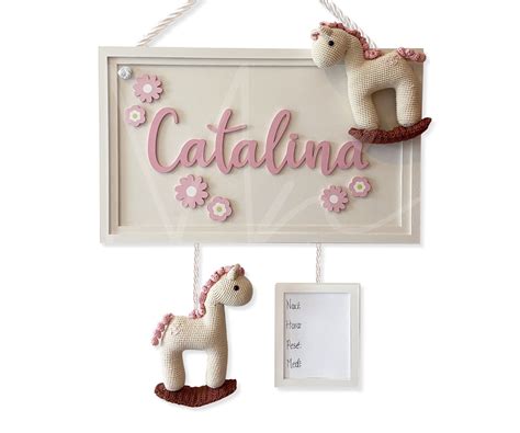 MODELO CATALINA LETRERO PARA BEBÉ Momentos Newborn