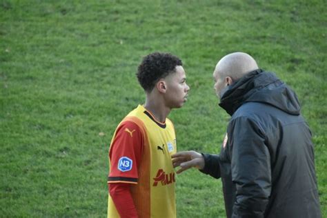 Des offres refusées par le RC Lens pour Ayanda Sishuba et un oeil sur