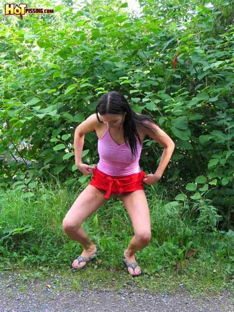 Girl Pissing Outdoors Porn Pictures Xxx Photos Sex Images 3325540 Pictoa