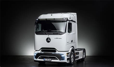 Mercedes Benz Trucks Unveils The EActros 600 A Battery Electric Long