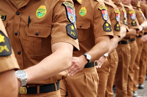 STF derruba norma federal que proibia prisão disciplinar de policiais e