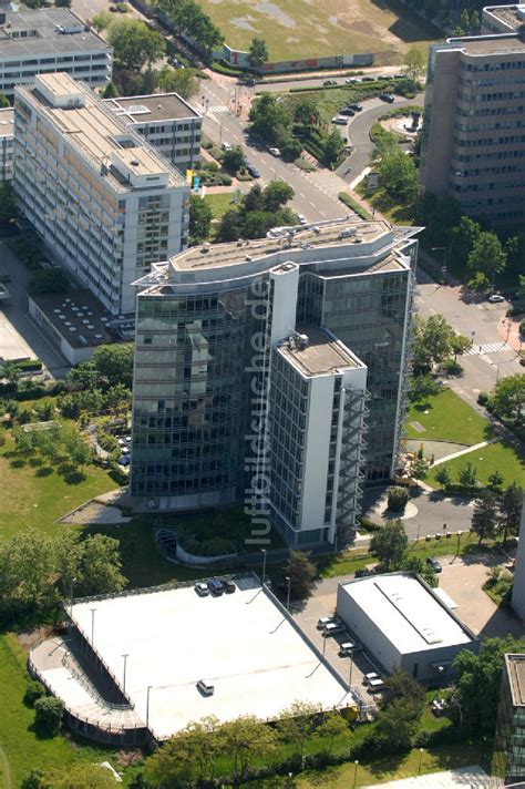 Frankfurt am Main aus der Vogelperspektive Büro und Geschäftshaus