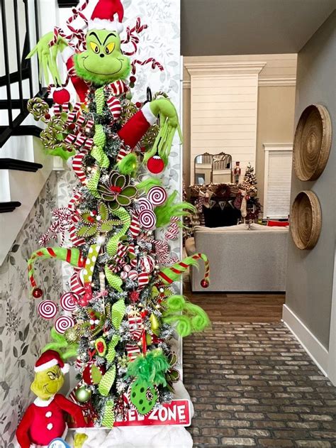 Grinch Inspired Christmas Tree Re Fabbed Christmas Tree Inspiration