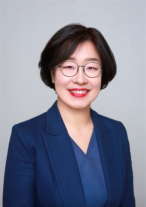 포스코그룹 장인화 회장 취임 후 첫 조직개편 및 정기 임원인사 단행 포스코뉴스룸