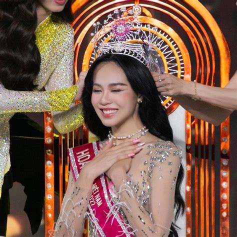 Hoa hậu Thanh Thủy ngày càng gợi cảm hậu dao kéo