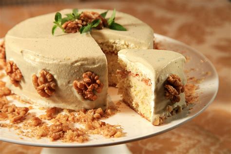Receita do bolo de nozes do Terraço Itália Find Eat