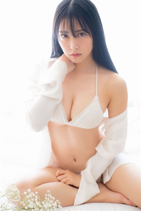 NMB白間美瑠の大人セクシーふんわりバスト美くびれを披露 スポニチ Sponichi Annex グラビア