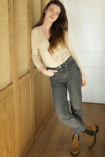 Jade Fortineau Time Art Agence Artistique De Talents Paris