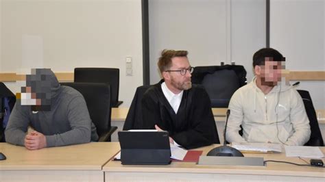 In Rostock Stehen Zwei Angeklagte Wegen Raubes Vor Gericht NNN