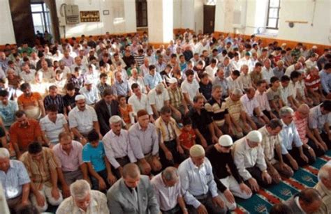 Cemaatle Namaz Nasıl Kılınır