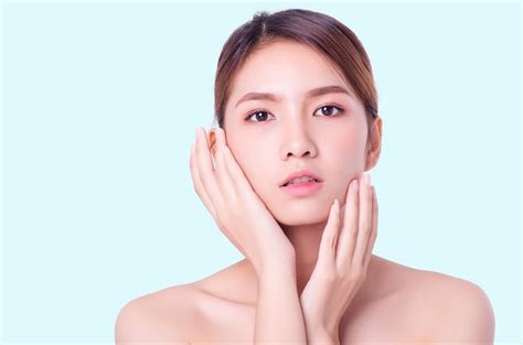 5 Tips Mudah Makeup Tanpa Foundation Yang Cocok Untuk Sehari Hari