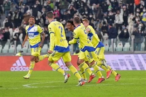 Juventus goleia Sampdoria e avança às quartas de final da Copa da Itália