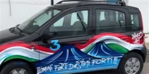 Fiat Panda Quella Di Spalletti Ha I Colori Dello Scudetto Del Napoli