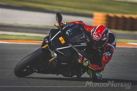 Yamaha YZF R1 Precio Ficha Técnica y Opiniones