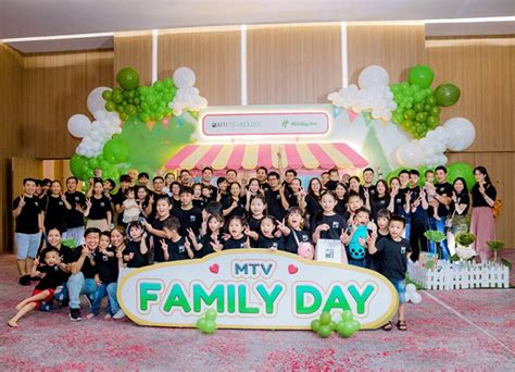 17 Mẫu Backdrop Ngày Hội Gia Đình Đẹp Ý Nghĩa Nhất