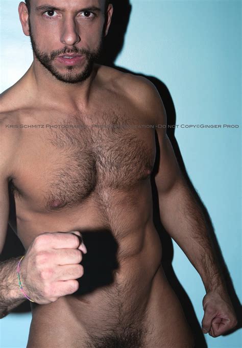 El Lavadero de las Muñecas FUTBOLISTA SE CONVIERTE EN ACTOR PORNO