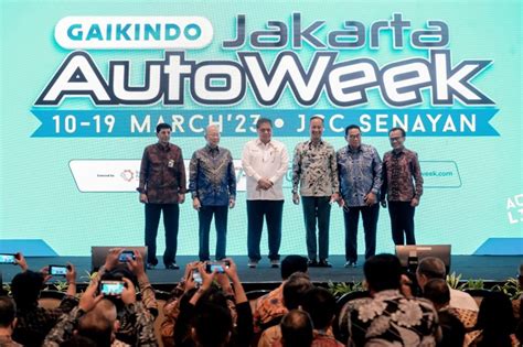 Menko Perekonomian Dan Menteri Perindustrian Resmi Buka Pameran Gjaw