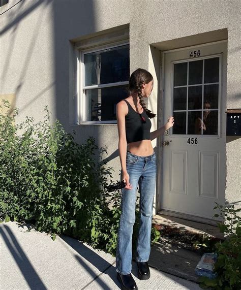 Downtown Girl Aewthetic Outfit Brandy Melville Brandy Melville Jeans