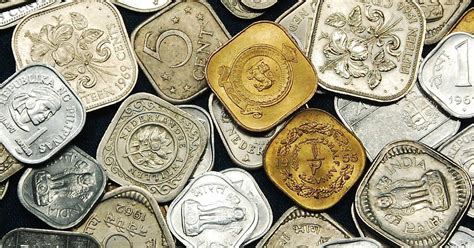 Cuales países emiten monedas cuadradas Billetes y Monedas Mundiales