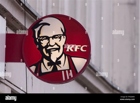 Kfc chicken Fotos und Bildmaterial in hoher Auflösung Alamy