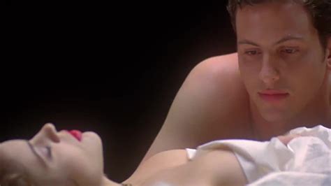 Nude Celebs Alyssa Milano In Embrace Of The Vampire Part Of