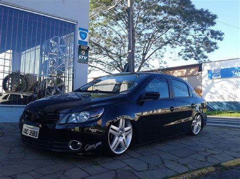 VW Voyage G5 Rebaixado Rodas Volcano Long Beach Aro 18