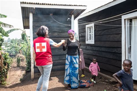 Come and meet our humanitarian teams Luxembourg Red Cross Mënschen