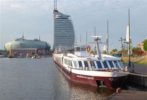 Excellence Pearl übernachtet inmitten der Havenwelten