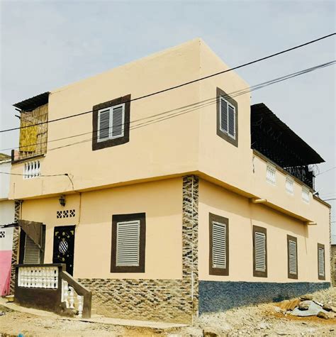 Maison F5 avec terrasse à louer à cité Barwaqo 1 à Djibouti