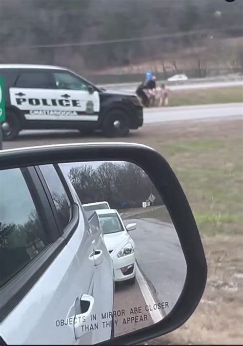 Watch Free Naked Girl Escapes From Tennessee Cops EFUKT TV