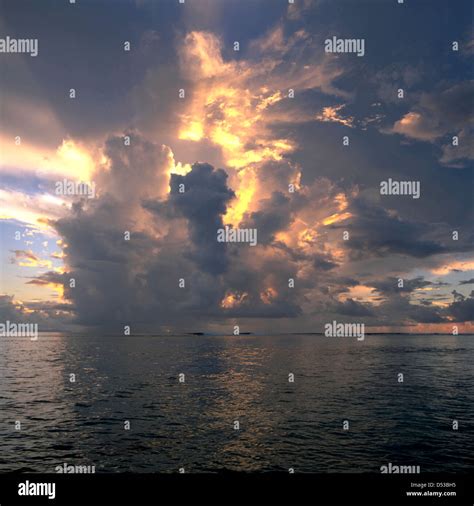 Huahine French Polynesia Hi Res Stock Photography And Images Alamy